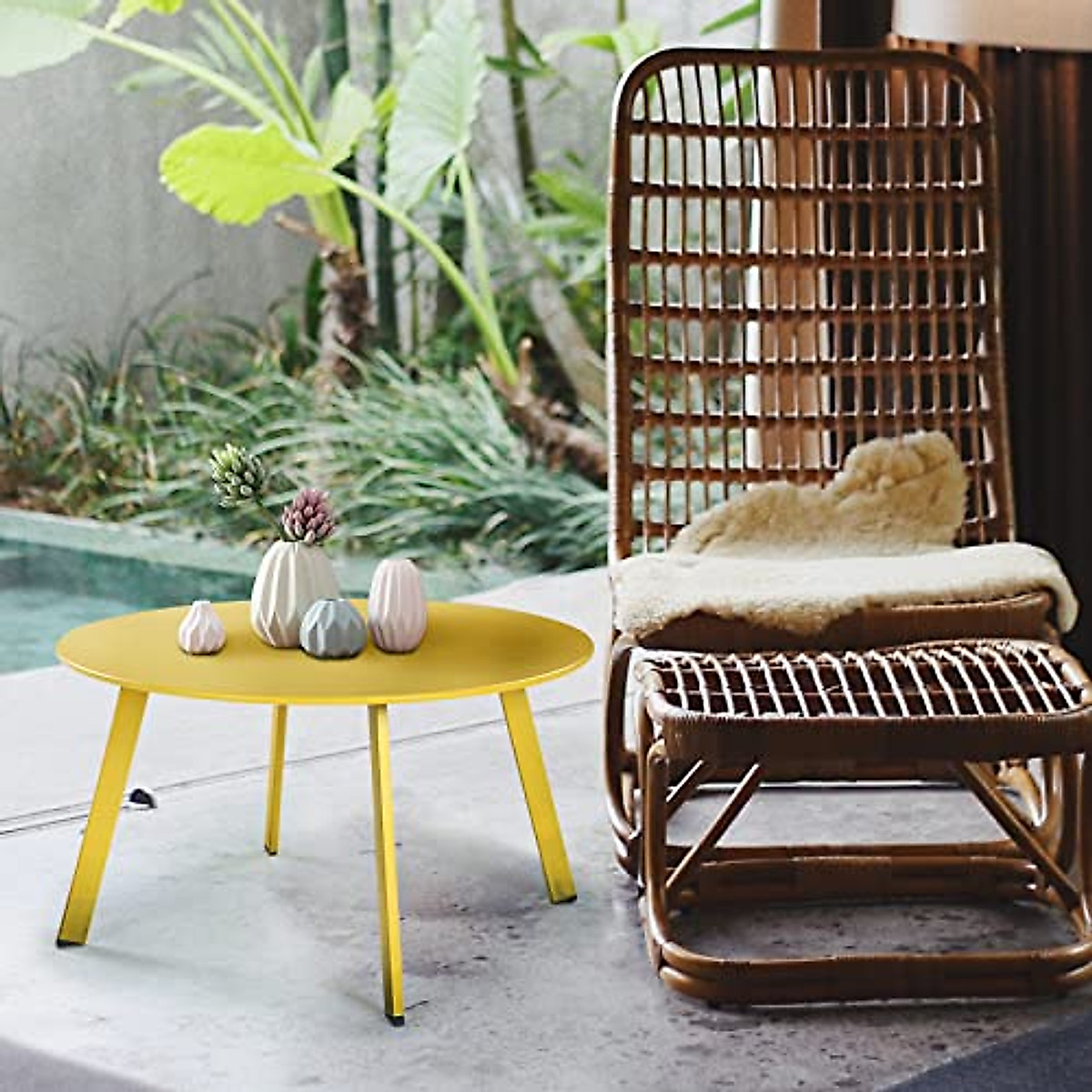 Grand patio Round Outdoor Coffee Table, Weather Resistant Metal Large Side Table for Balcony, Porch, Deck, Poolsid, Yellow