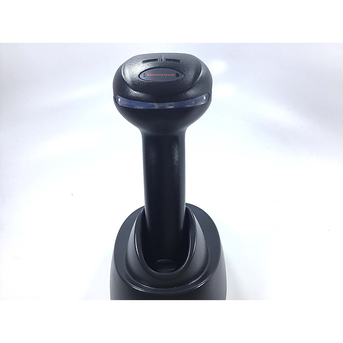 Honeywell Xenon 1902G-HD (High Density) Wireless Area-Imaging Barcode Scanner Kit (1D, 2D and PDF), Includes Cradle, Power Supply, RS232 Cable and USB Cord