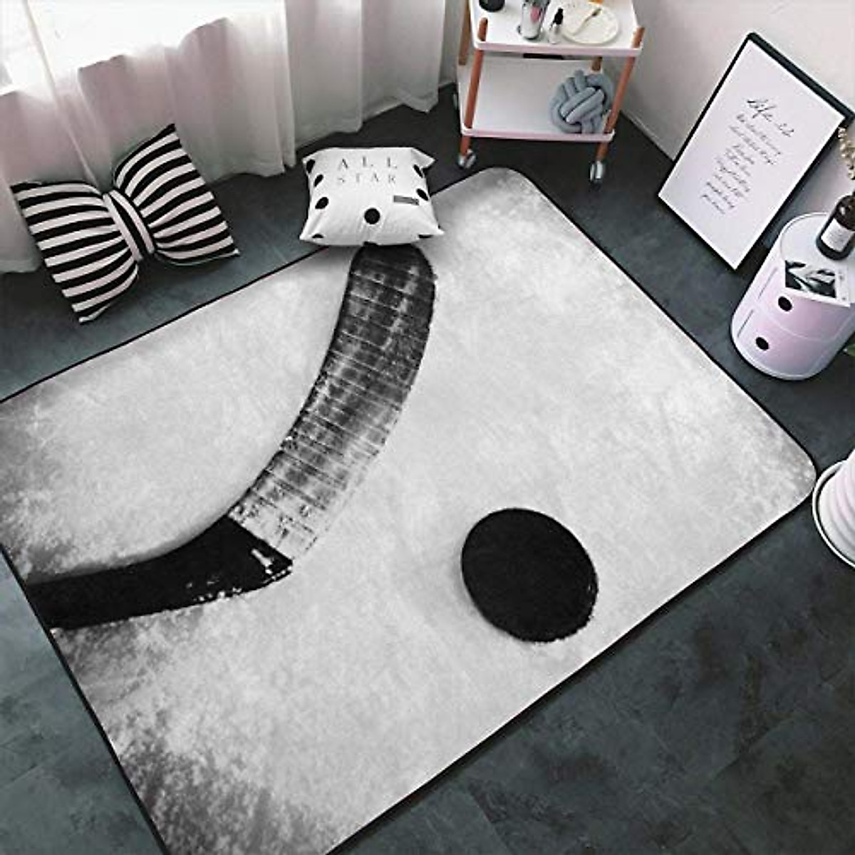 Ice Hockey Ball Throw Area Rug, Ice Hockey Sports Soft Washable Carpet, Upholstery Rug with Non-Slip Backing for Living Room Bedroom Kitchen Dining Room Home Office Floor Rug 6ftx4ft