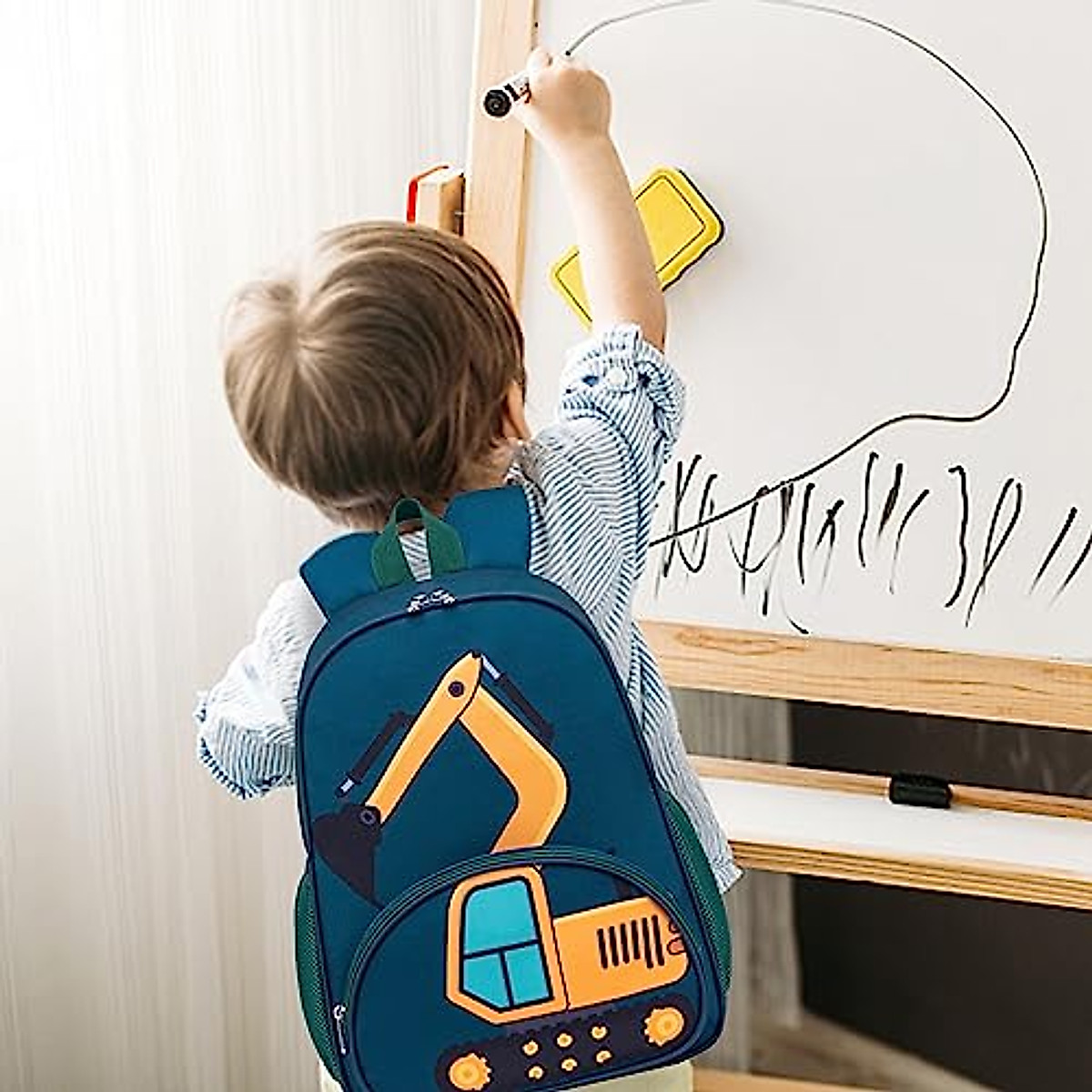 LOIDOU Toddler Backpack Boys 15 Inch Kids Preschool Kindergarten School Backpack Book Bag for Daycare Nursery Travel with Chest Strap，Fits 3 to 8 years old