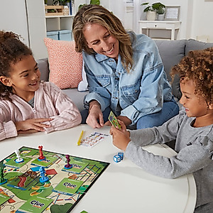 Clue Junior Board Game | 2-Sided Gameboard, 2 Games in 1 | 2 to 6 Players | Mystery Games for Kids | Back to School Gifts | Classroom Preschool Games | Ages 4+