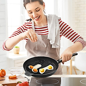 Funny Egg Rings- For Gag Gifts，White Elephant Gifts And Bachelorette Party Favors. Unique Novelty Funny Gifts For Men And Women. Stainless Steel ,Can Work With Eggs Or Pancakes(2 Pack)