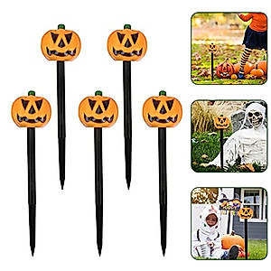 INOOMP 5pcs Halloween Solar Garden Lights Pumpkin Stakes Outdoor Led Solar Powered Halloween Pathway Walkway Yard Lawn Light for Halloween Patio Landscape Decor