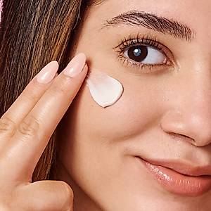 Catrice | The Mattifier Oil-Control Primer | Long Lasting, Pore Refining Make Up Base | Vegan & Cruelty Free | Made Without Oil, Gluten, Parabens, Phthalates & Microplastics