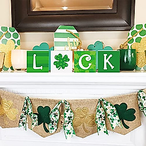 St. Patrick's Day Tiered Tray Decor Reversible Valentine's Day Wooden Sign St Patricks Decorations Lucky Shamrock Love Luck Heart Self-Standing Blocks Table Sign for Kitchen Irish Party Table Decor