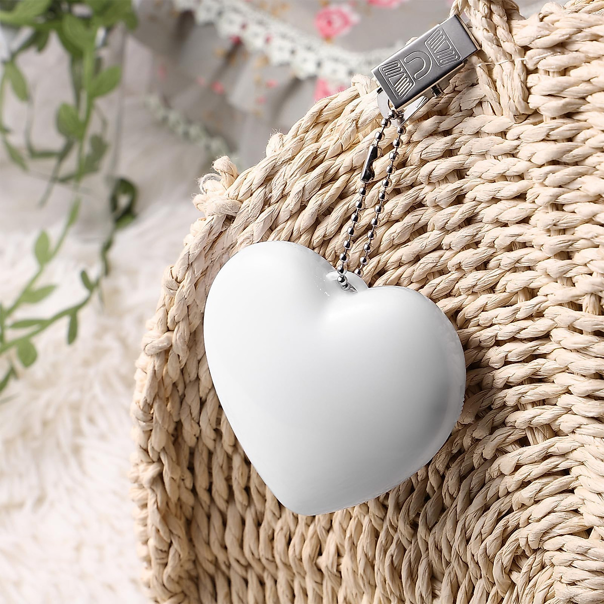 Beaupretty 2Pcs Purse Light - Handbag Light - LED Heart Purse Lights Sensor Activated Handbag Lights Automatic Motion Touch Night Lights for Women Girls