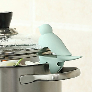 DOITOOL 2pcs Silicone Lid Lifters Spill Proof Lid Lifters Cute Animal Shape Pot and Pan Lid Holder for Soup Pot Kitchen Gadget Tools Cooking Helper (Bird Random Color)