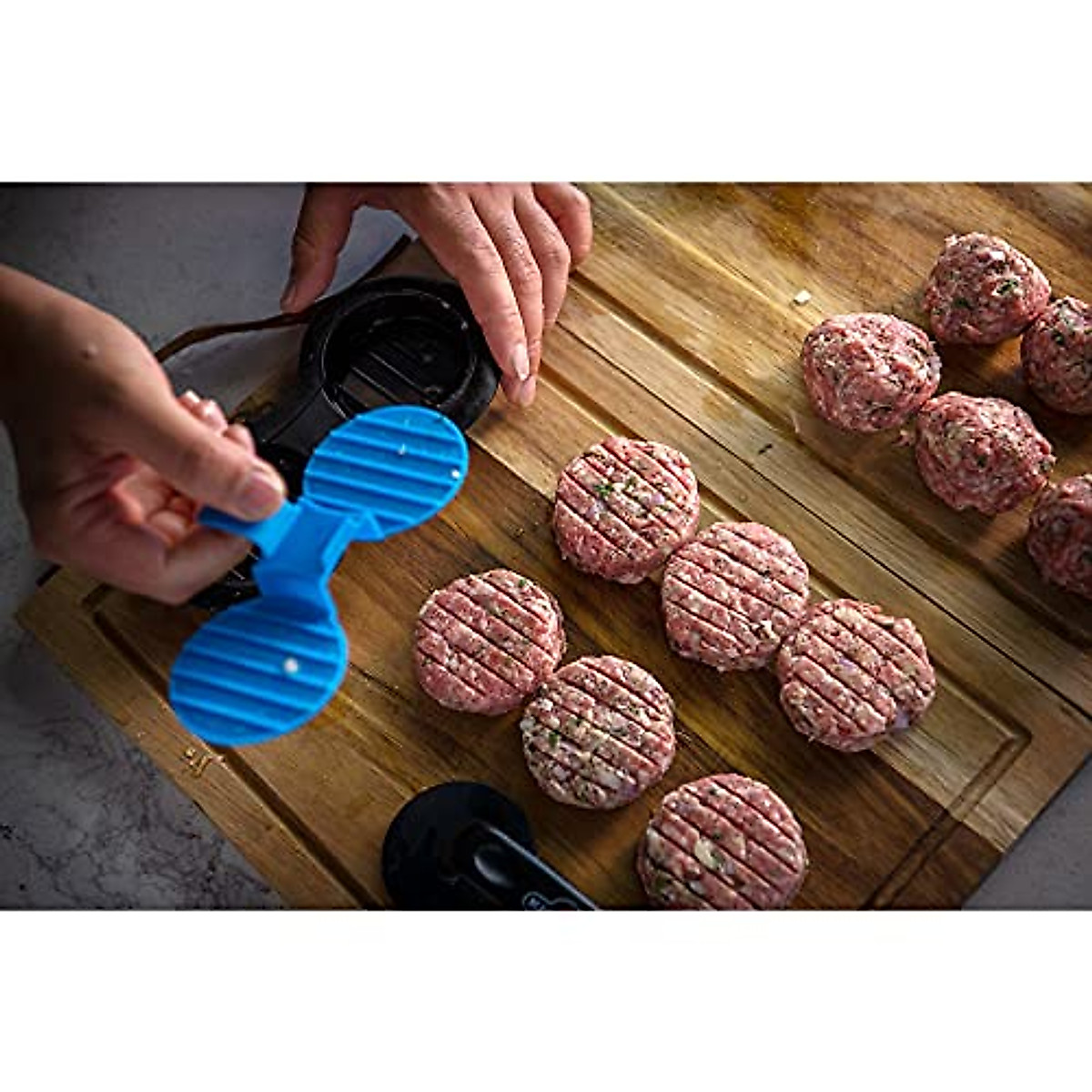 Napoleon Barbecue Grill Accessory 70060 - Gourmet Burger Press Kit - Hamburger Press, Slider Press, Make Homemade Hamburgers and Sliders, Easily Make Stuffed Burgers on BBQ, Dishwasher Safe