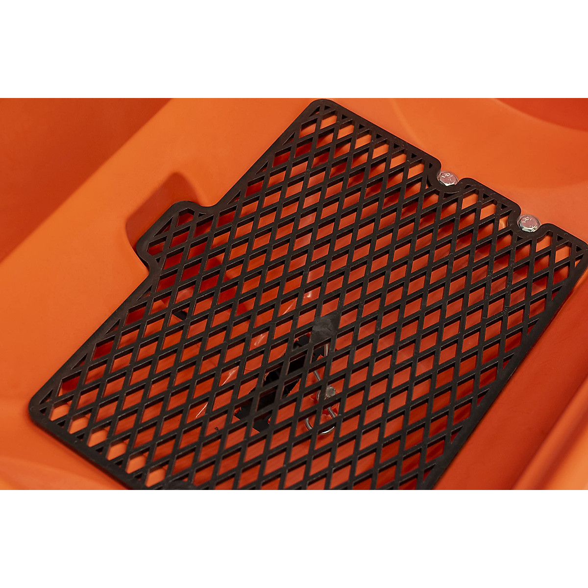 Agri-Fab 85-lb Push Ice Melt Spreader 45-0575