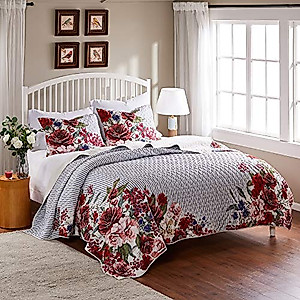 Barefoot Bungalow Lexi Quilt and Pillow Sham Set, 3-Piece King/Cal King, Blue