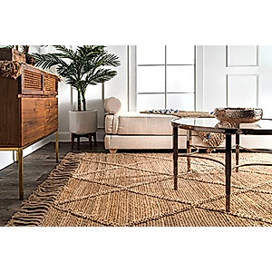 nuLOOM Arienne Braided Tassel Jute Area Rug, 5' x 8', Natural