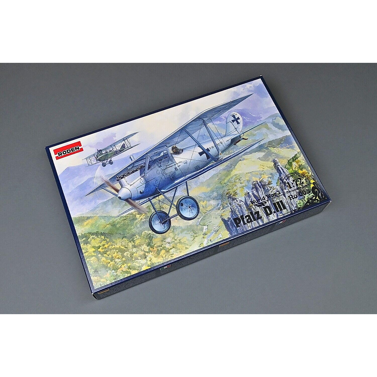Roden Pfalz D.III German Biplane Fighter Model Kit