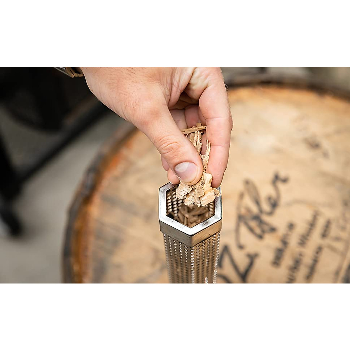 Midwest Barrel Company Genuine Bourbon Barrel Smoking Wood Chips