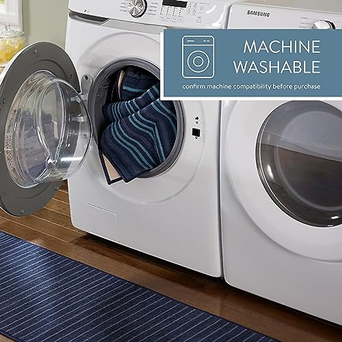 TOWN & COUNTRY BASICS Layne Modern Stripe Everwash™ Washable Area Rug with Non-Slip Backing, Pet Friendly Rug, Navy Blue/Blue, 20"x35"