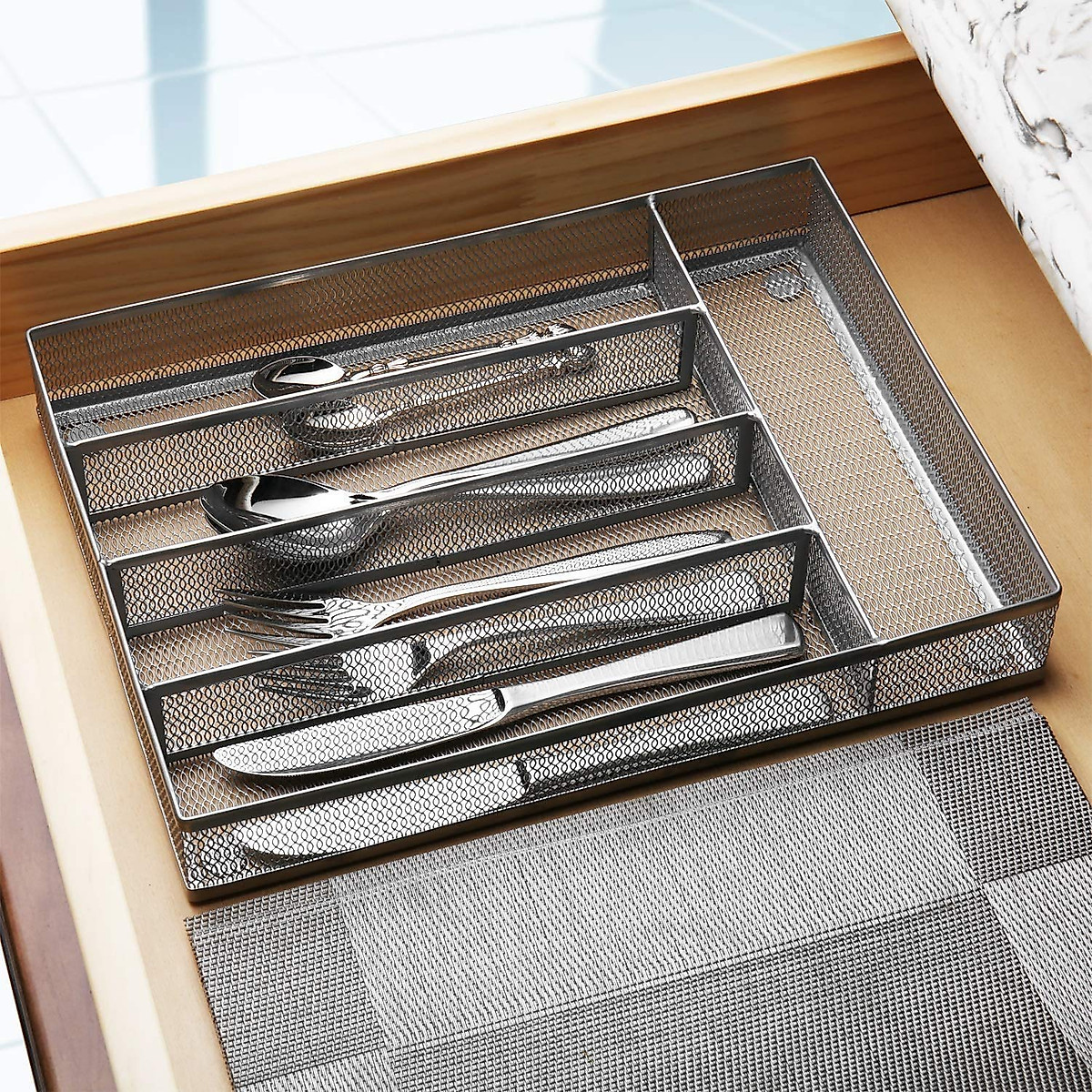 JANE EYRE Drawer Organizer, Cutlery Tray Silverware Flatware Storage Divider for Kitchen, Mesh Wire with Non-slip Foam Feet, 5 Component, Silver
