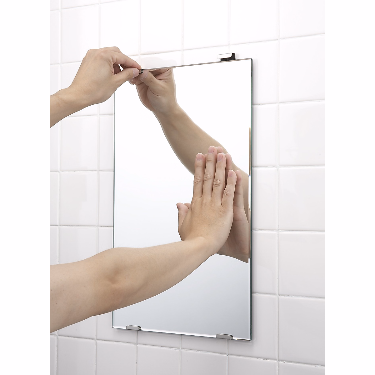 Topre Corporation Bath Mirror, Replacement Mirror, Approx. 18.1 x 14.0 inches (45.7 x 35.6 cm), Thickness 0.2 inches (5 mm), Moisture Resistant, Easy Installation, Made in Japan N-4, 1 Piece