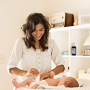 Diaper Lotion Potion, All Natural Diaper Rash Guard for Your Baby's Bottom - Healing and Soothing 2-in-1 Herbal Cleanser and Lotion - Moisturizes and Protects (4 Ounce Spray)