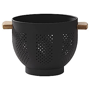 Metal Colander with Wood Handle, Powder Coated Steel Large Kitchen Strainer Stable Base (5.5 quart, MatteBlack)