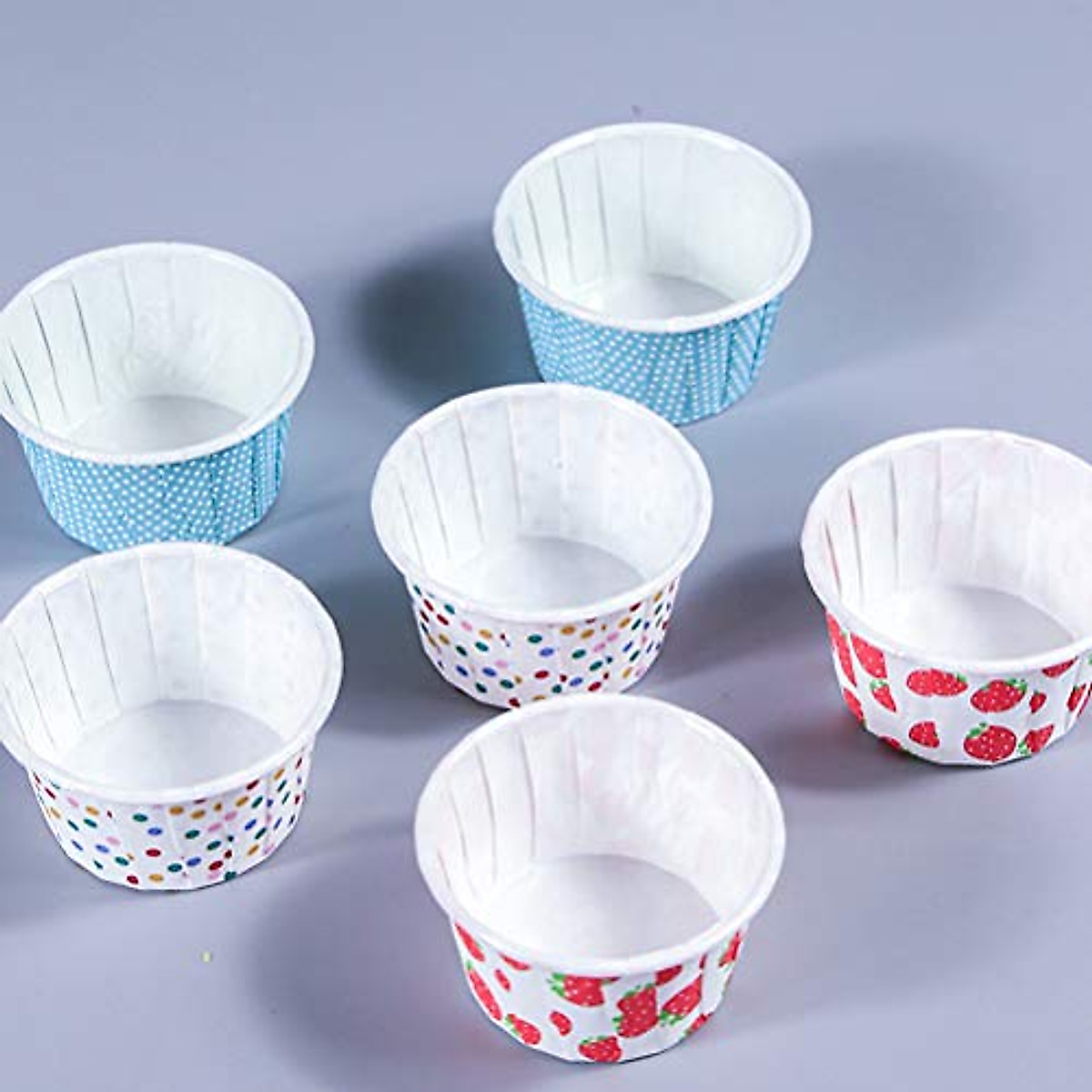 LZbeove 100 Pcs Rainbow Polka Dot Paper Ice Cream Cups, Mini Dessert Bowls for Sundae Bar, Frozen Yogurt Ice Cream Cups Party Supplies for Baking Wedding Birthday Party (Strawberry)