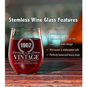 Vintage 1962 Stemless Wine Glass - Funny 60th Birthday Gift For Moms Grandmas Stepmoms Aunts Sisters Girlfriends Wife Friends From Daughter Son Grandchildren Husband Boyfriend Friends