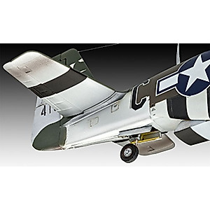 Revell 03944 - P-51D Mustang 1: 32 Scale
