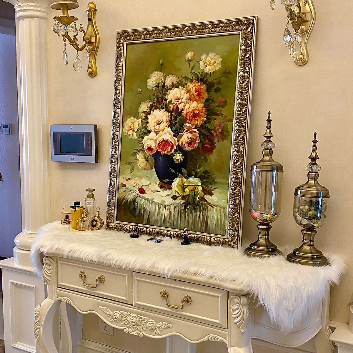 Table Runner, Thanksgiving Modern Small White Fur Table Runner for Party Birthday Christmas Friendsgiving Wedding Dinning Table, Decorative Rug Luxury Faux Fur Runner for Table (11.8x59.1inch)