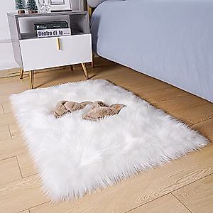 Amearea Premium Fluffy Faux Sheepskin Rug Modern Bedroom Area Rug, Super Soft Faux Fur High Pile Rugs for Living Room Kids Home Decor, Cozy Plush Bed Side Floor Carpets, 3x5 Feet White