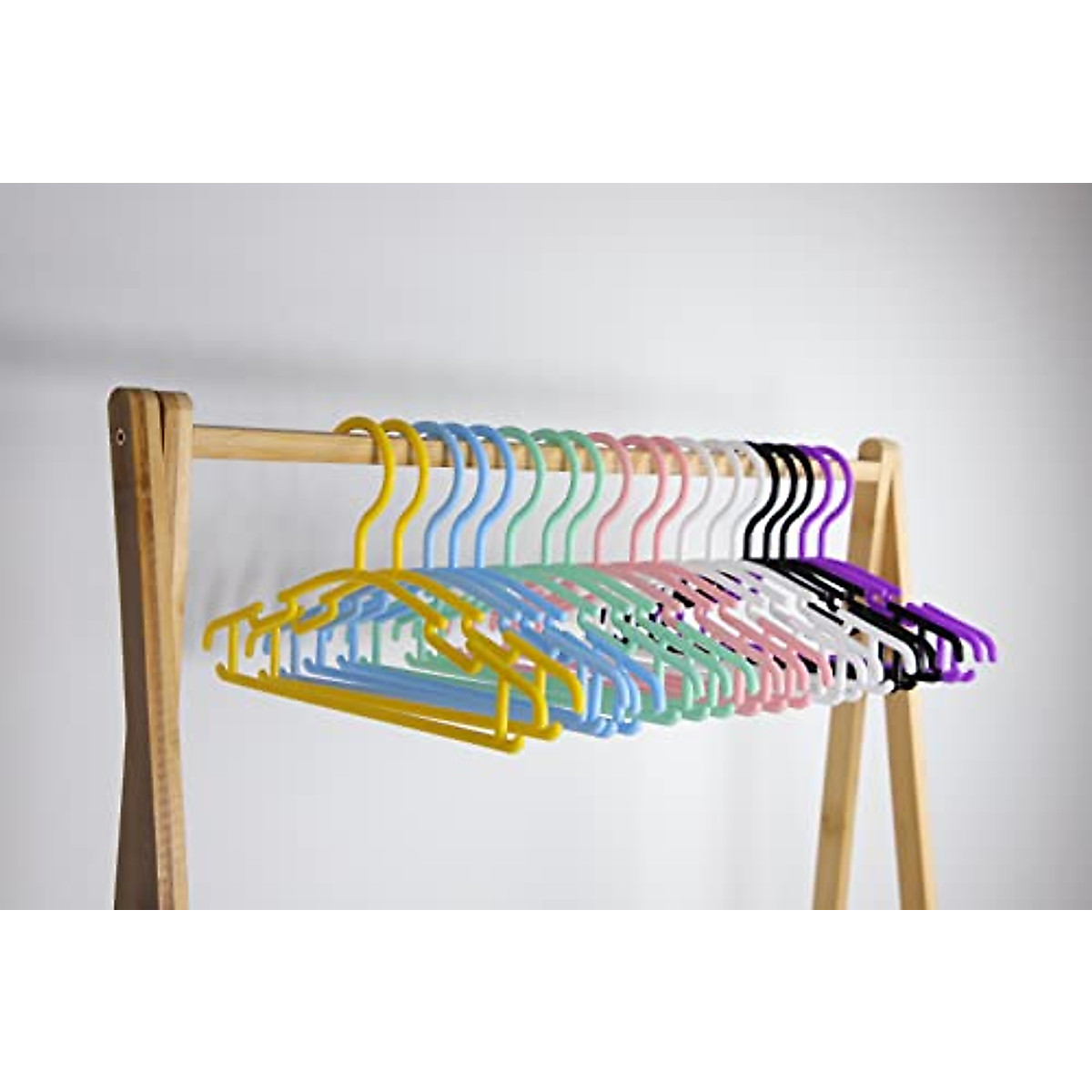 GoodtoU Kids Hangers Clothing Kids Plastic Hangers Bulk 60 Pack Toddler Clothes Hangers Infant Toddler Hangers for Closet