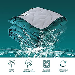 Hooded Outdoor Blanket, Extra Large (82 "x 55") Waterproof Camping Blanket, Quilted, Thick Fleece, Warm, Windproof, Sand Proof, Portable and Wear-Resistant, Perfect for Stadium, Picnic, Camping