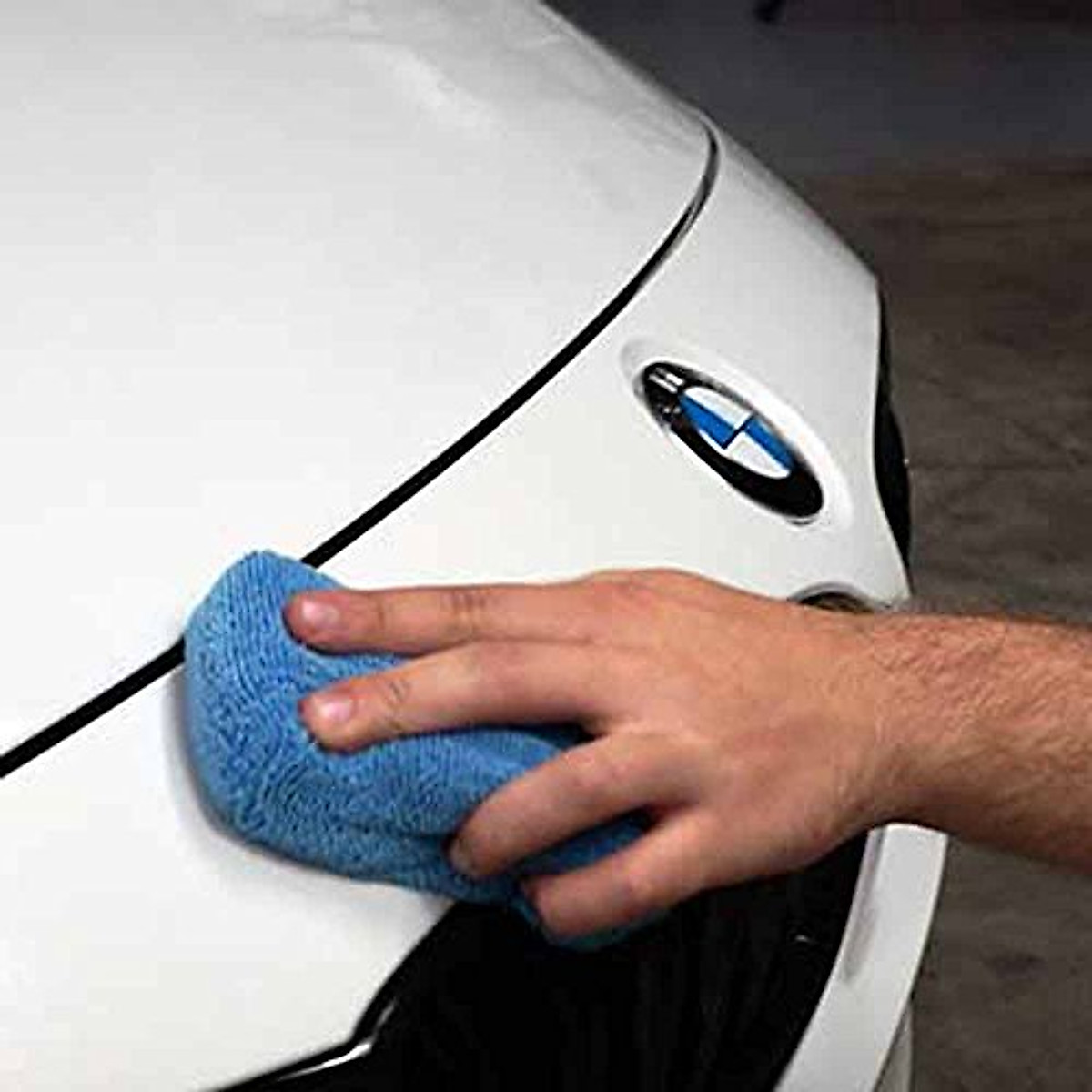 Chemical Guys HOL204 White Car Care Kit (9 Items) for White and Light Colored Cars, Trucks, and SUVs