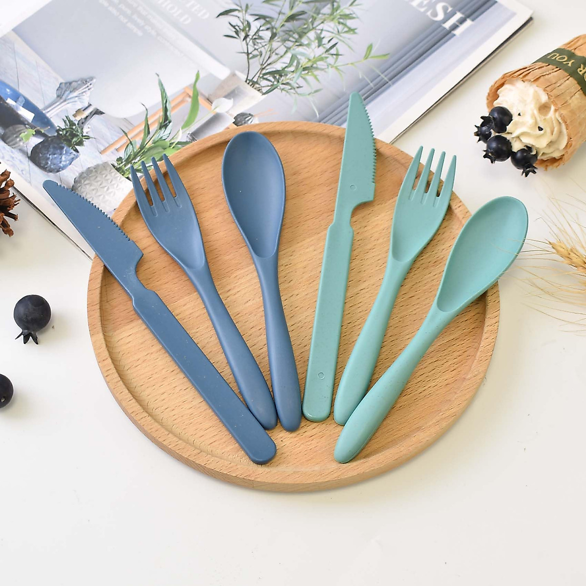 8 Sets Knives Spoons and Forks, Thickened Design Wheat Straw Cutlery, Reusable Utensils Set for Kid or Adult, Fork Spoon Knife Set for Party, Travel, Work, Picnic, Camping (Blue and green)