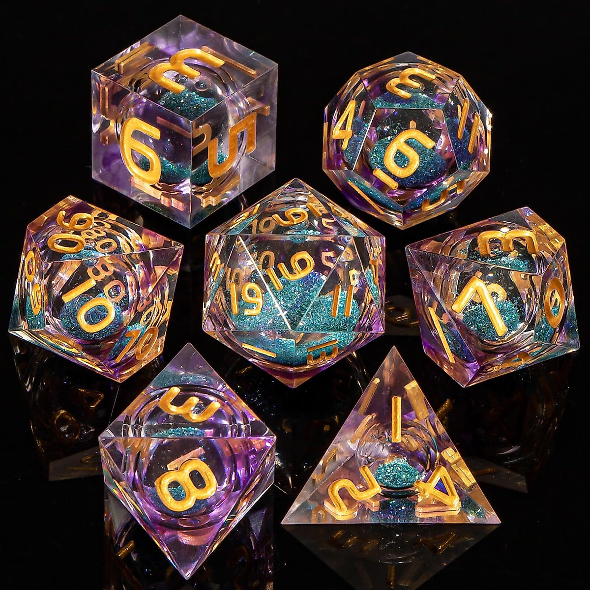 KERWELLSI Liquid Core D&D Dice Set, 7 Piece Sharp Edge Resin DND Dice Set, Polyhedral Dungeons and Dragons Dice with Gift Box, Purple RPG Role Playing D and D Dice D20 D12 D10 D8 D6 D4