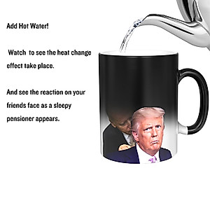 Turtle Straws Biden Sniffing Trump Mug - Funny Mug - Biden Appears as it Heats - Perfect Novelty Gag Gift - Office Joke - Funny Gifts - Magic heat change mug.