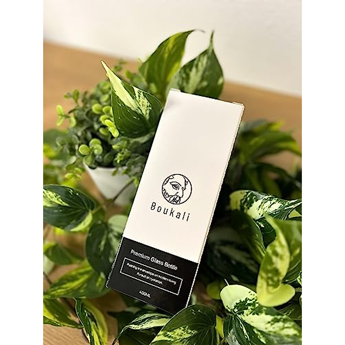 Boukali 400ML Glass Water Bottle With Magnetic Leather Strap/Silicone Sleeve/Leak Proof BPA Free (Green)