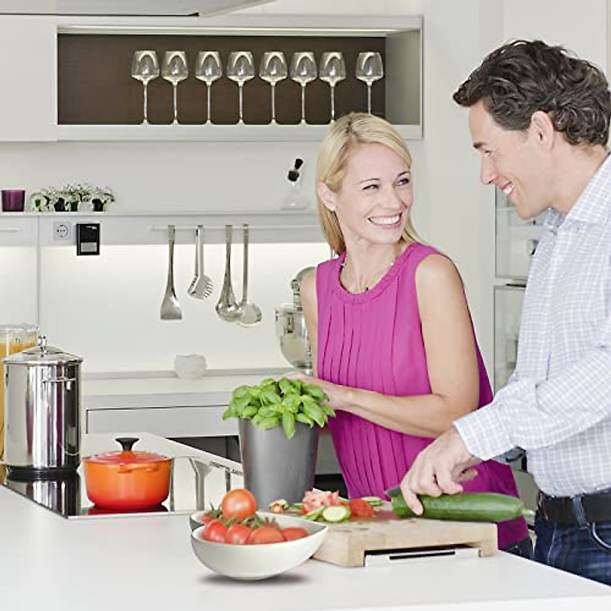 FLORWOD 2pcs Porcelain Heart Shaped Plates Deep Salad Plates, 8 inch Large Heart Bowls for Serving Dessert/Appetizer/Fruit, 32 oz/pc