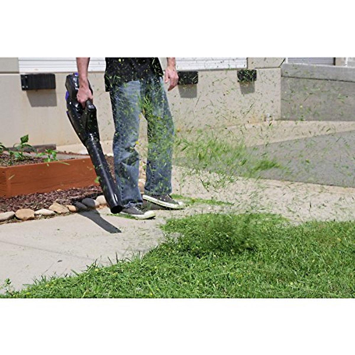 Kobalt 80-Volt Max Lithium Ion (Li-ion) 500-CFM 125-MPH Heavy-Duty Brushless Cordless Electric Leaf Blower (Bare Tool Only, Battery and Charger Not Included)