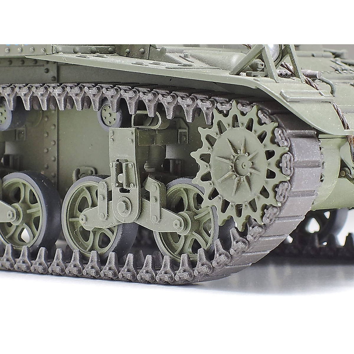 TAMIYA 35360 1/35 US Light Tank M3 Stuart Plastic Model Kit