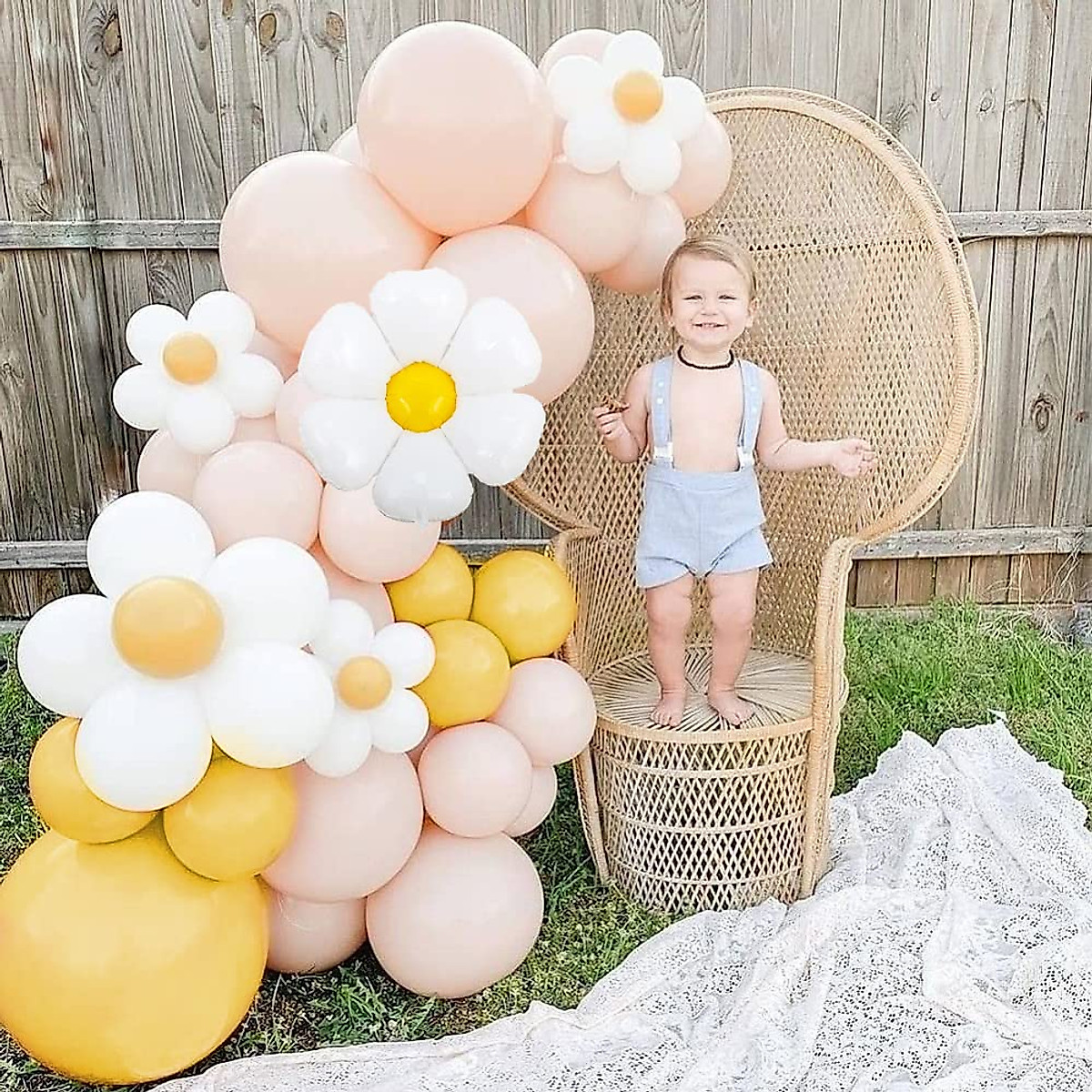 Daisy Party Decorations, Luau Party Supplies with Happy Birthday Flower Banner White and Yellow Daisy Balloons Garland Arch Kit for Girls Birthday Beach Theme Baby Shower Bridal Shower (Daisy)