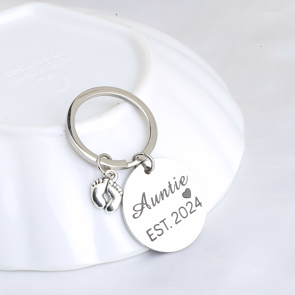 BNQL New Auntie Gifts Keychain Auntie EST 2024 Keychain Auntie Jewelry Gifts for New Auntie First Time Auntie Gifts (Auntie EST.2024)