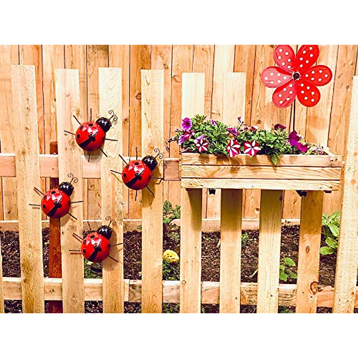Metal Ladybugs Garden Wall Art Decor Cute Handmade Ladybugs for Christmas Backyard Garden Lawn Porch Outdoor Decoration with Red and Black Spots Easy Hanging Yard Wall Ornament Set of 4