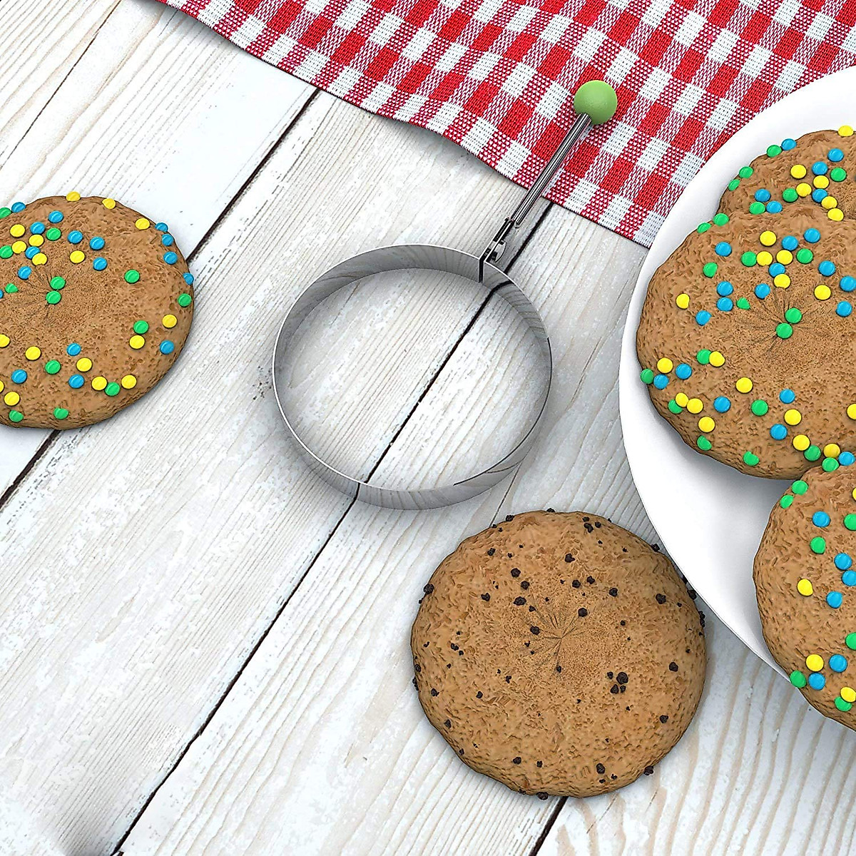 God's kitchen 5 pcs Non stick Ring Molds for Making Cakes, Pancakes, Meatloaf, Biscuits, Fried Egg Ecofriendly Stainless Steel Easy to Clean and Use 5 Different Shapes Great Kitchen Tool