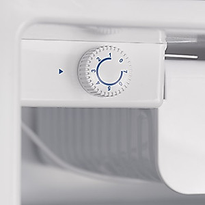 Commercial Cool CCR45B Compact Single Door Refrigerator and Freezer, 4.5 Cu. Ft. Mini Fridge, Black