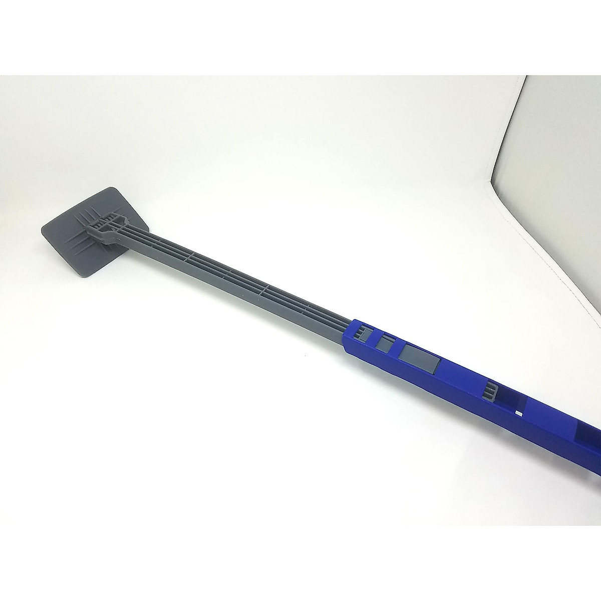 Instant Erase Eraser Sponge Extension Handle Kit w/ 4 Melamine Eraser Sponges