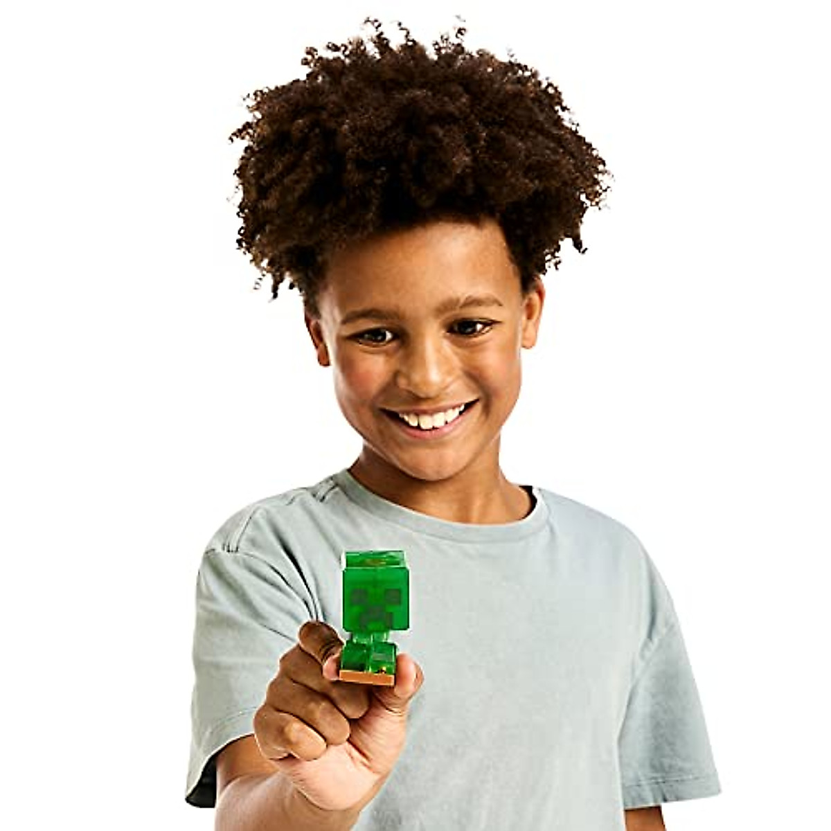 Treasure X Minecraft Sand & Sea. Overworld Minecraft Character. Mine, Discover & Craft with 10 Levels of Adventure & 12 Mine & Craft Characters to Collect - Styles May Vary