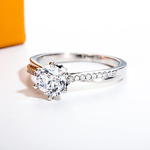 Moissanite Rings 1CT D Color VVS1 Clarity Brilliant Round Cut Solitaire Lab Created Diamond S925 Sterling Silver 6 Prong Moissanite Engagement Ring Promise Wedding Rings for Women with Certificate,