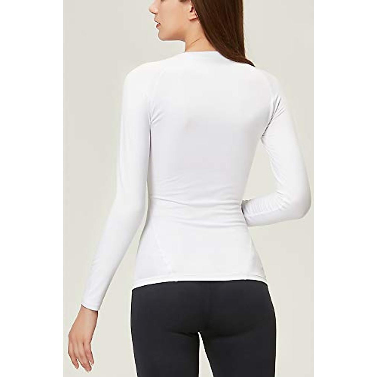 DEVOPS Women's 2 Pack Thermal Long Sleeve Shirts Compression Baselayer Tops (Medium, Black/White)