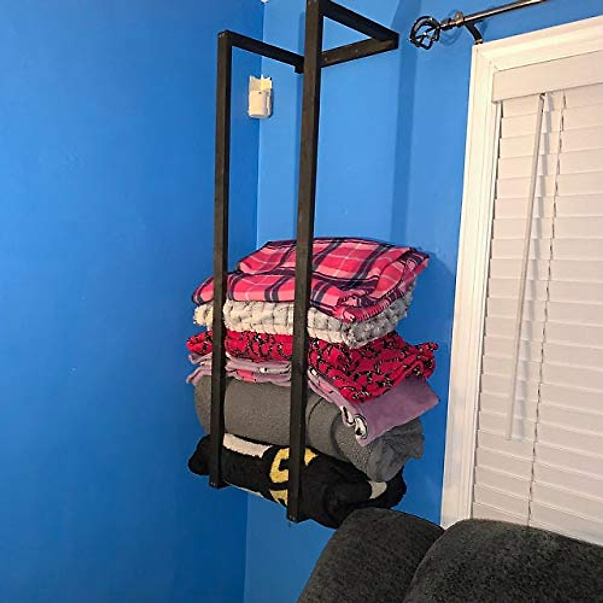 Blanket rack | blanket storage | Shelf/Towel storage | farmhouse rustic decor | Blanket Ladder (48, Weathered Grey)