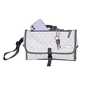 Portable Diaper Changing Kit w/ 2 Pads by BabyJoppa