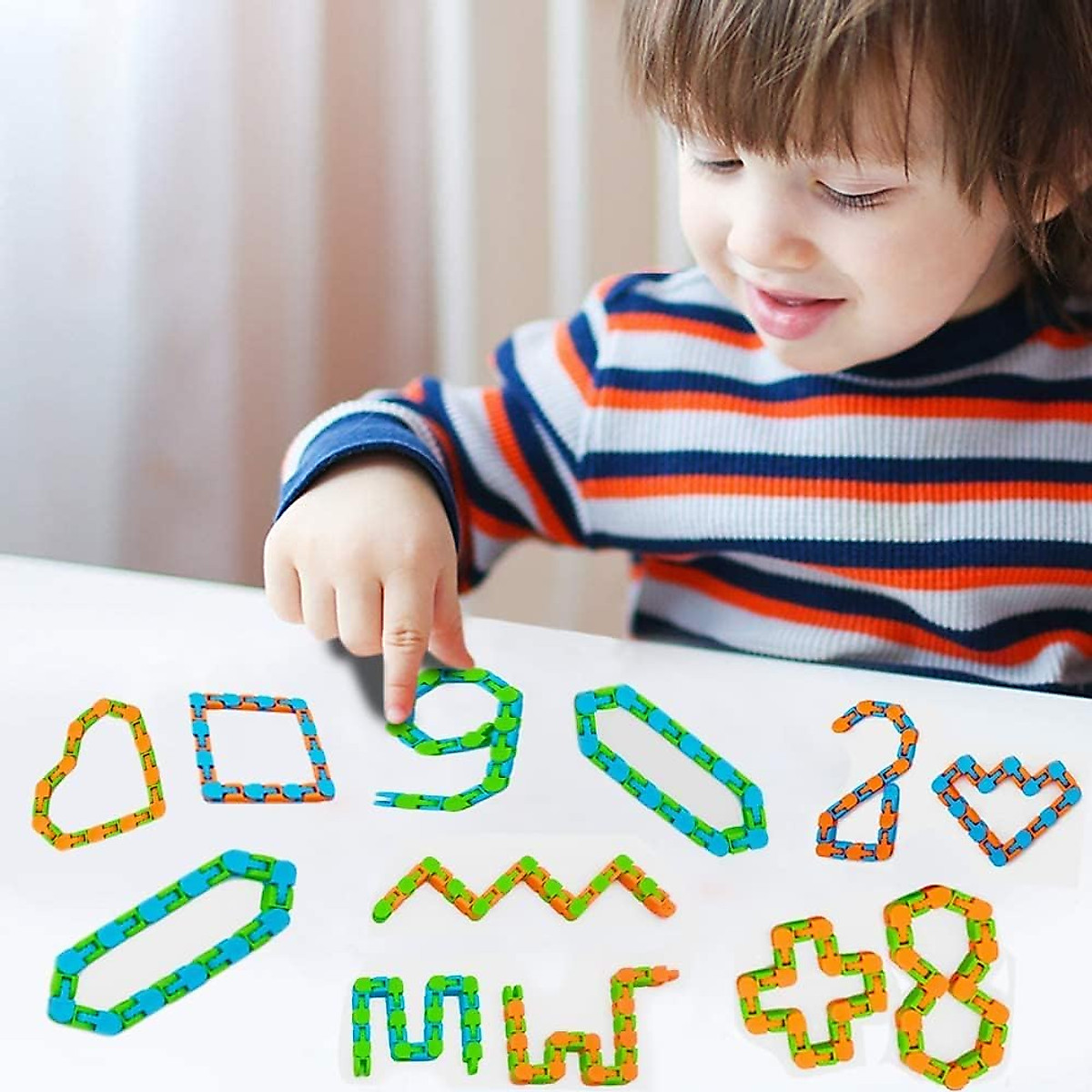 144pcs Random 24 Links Wacky Tracks Snap and Click Fidget Toys, Finger Sensory Toys, Snake Puzzles for Stress Relief, Party Bag Fillers, Party Favours, Random Color，Party Supplies，Carnival Gift