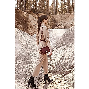 Time Resistance Leather Crossbody Bag for Women - Full Grain Leather Shoulder Bag - Stylish Messenger Bag Purse (Cognac)